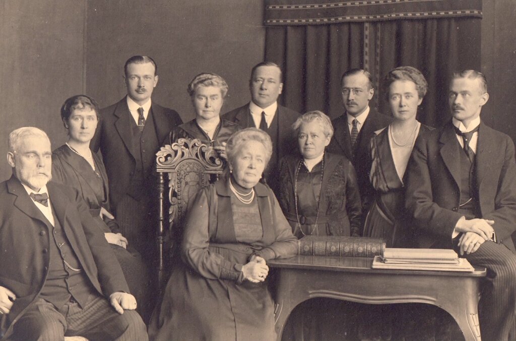 Not just Alfred – the remarkable and dynamic Nobel family - Nobel Prize ...